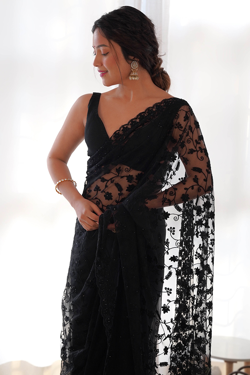 Black Net Resham Thread Embroidered Light Weight Saree SARV181208