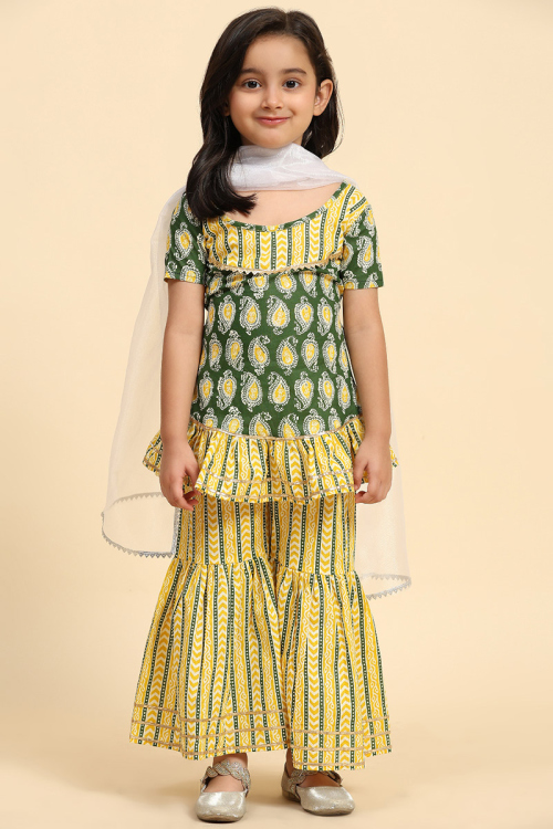 Girls' Salwar Kameez Online | Kids' Salwar Kameez UK | Andaaz Fashion