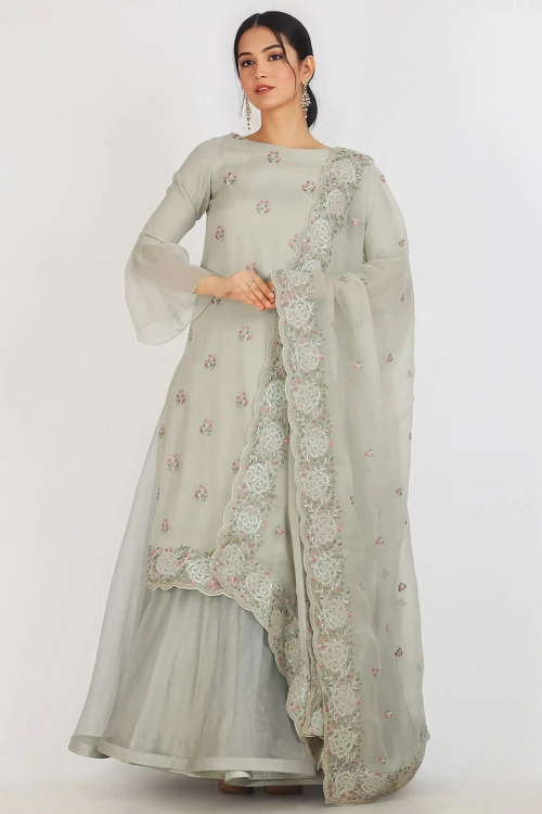 Best Collection of Islamic & Muslim Wedding Dresses & Outfits
