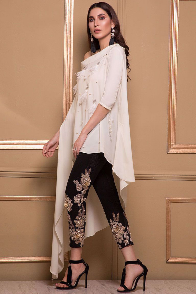 New Arrival Off White Georgette Embroidered High-Low Style Suit LSTV120601