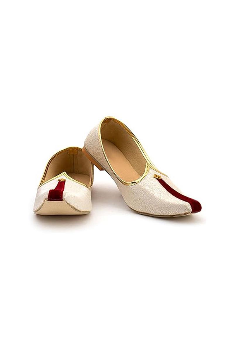 Light Beige Silk Traditional Mojari For Men's