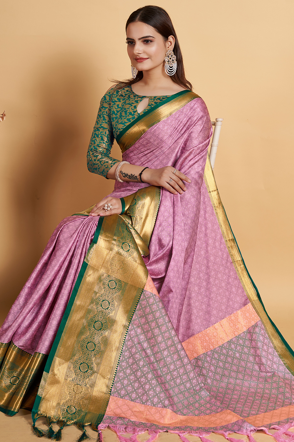 Lavender Pink Silk Woven Zari Broad Border Saree SARV184809