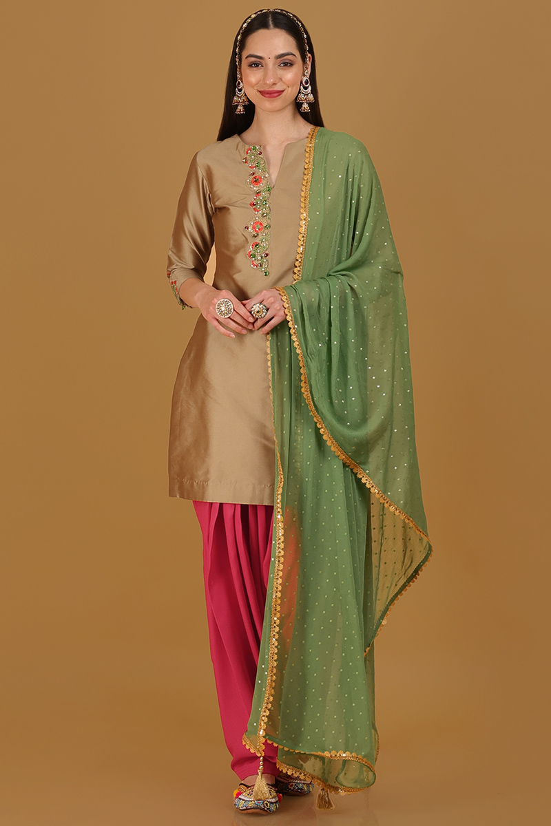 Oat Beige Silk & Crepe with Chiffon Dupatta LSTV128435