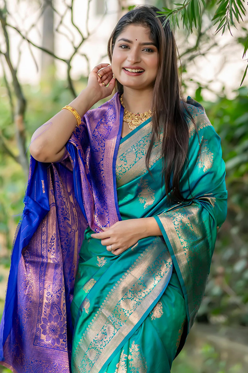 Weaved Silk Broad Border Peacock Green Saree SARV174989